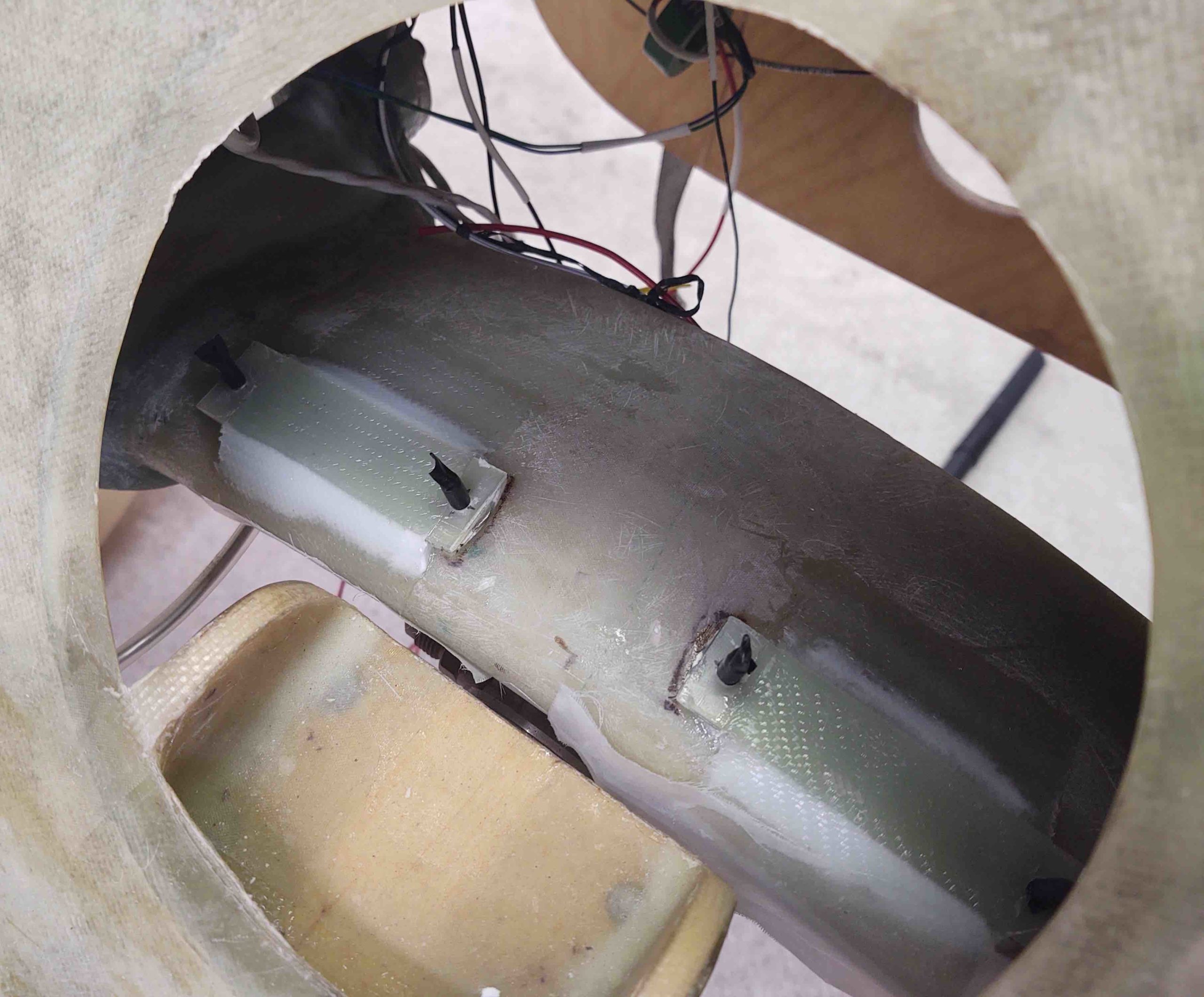 Fuel probe mounts glassed in place | A Long EZ Push