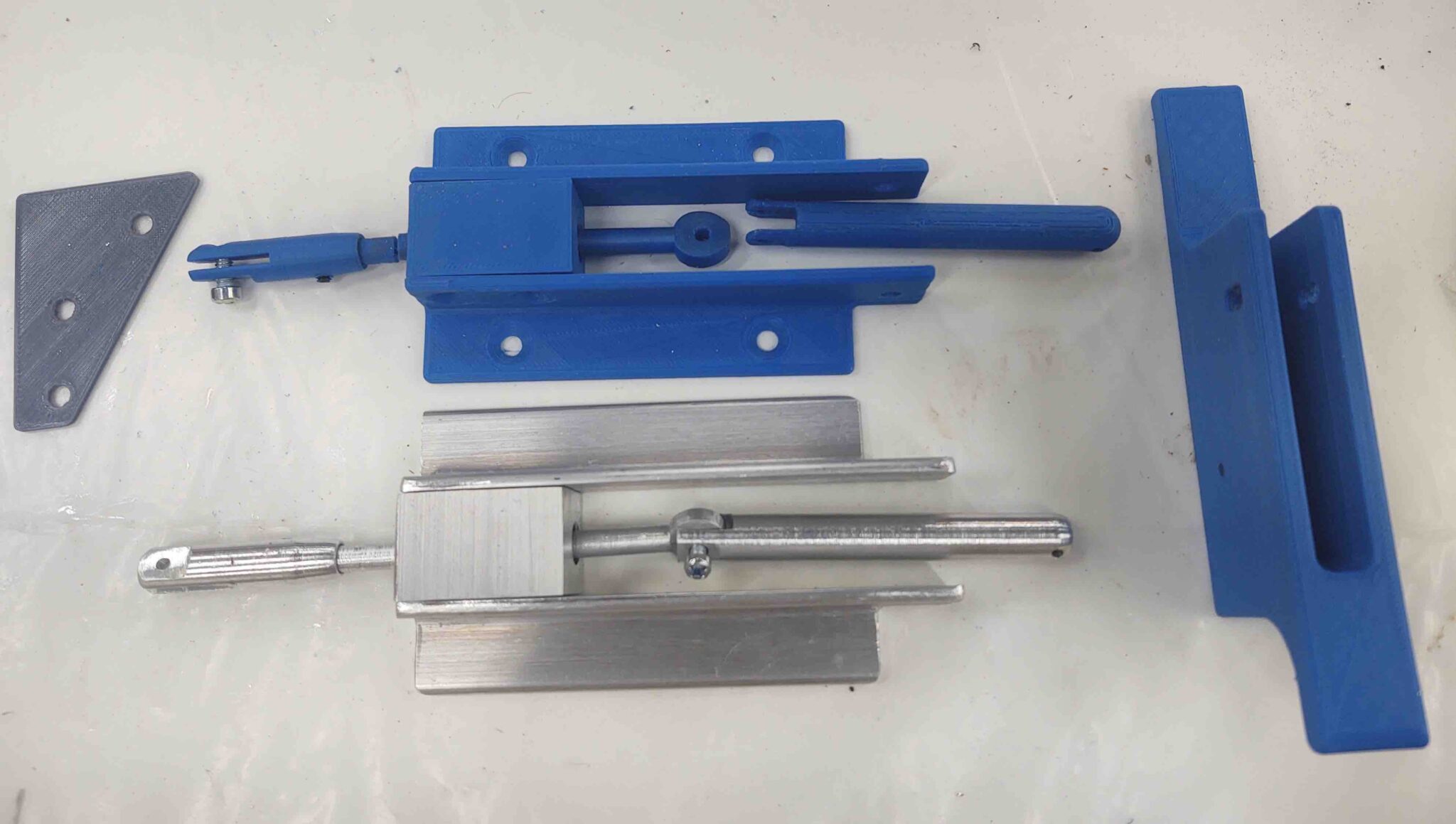 Chapter 18 – Canopy Latch Hardware | A Long EZ Push